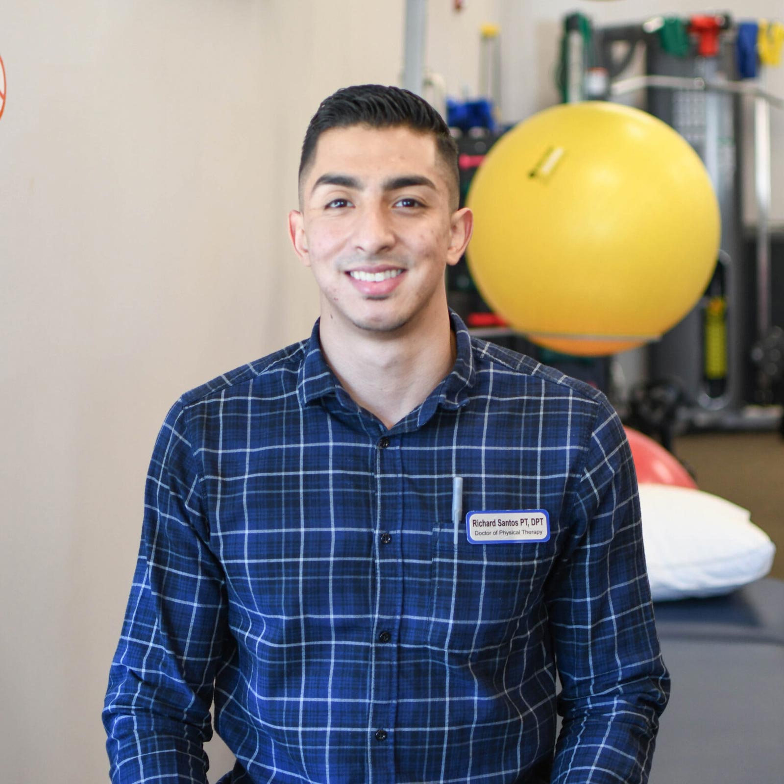 Physical Therapist Richard Santos - SportsMed Physical Therapy